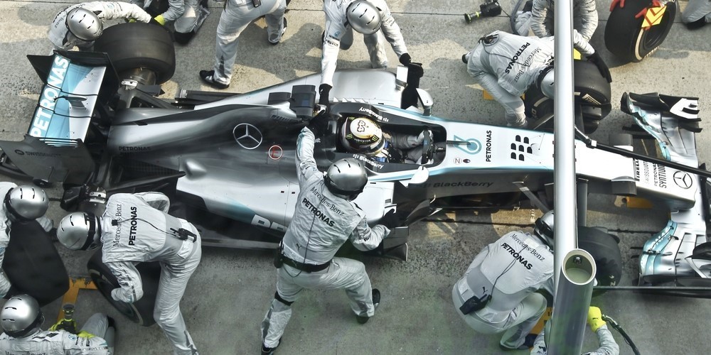 Formula 1: Multiphysics Simulations for Performance - Life at Cadence ...